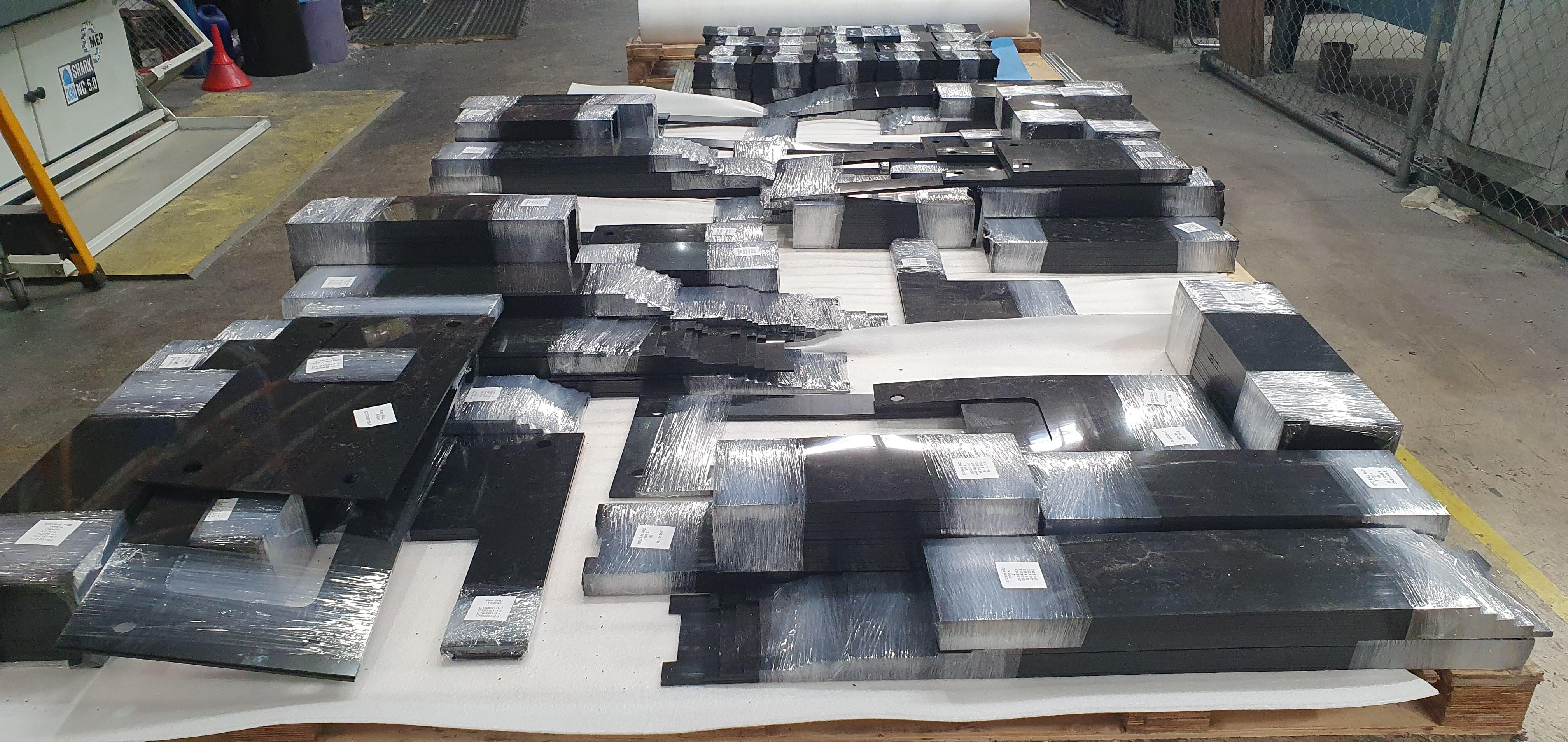 Rail Track H-Pads and Turnout Plates - Dotmar